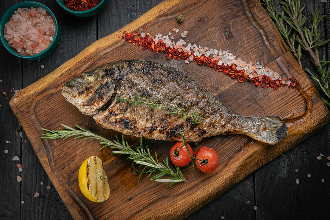 Whole Barbequed Bream / Royal Dorade / Gilt Head Bream with smoky red ...