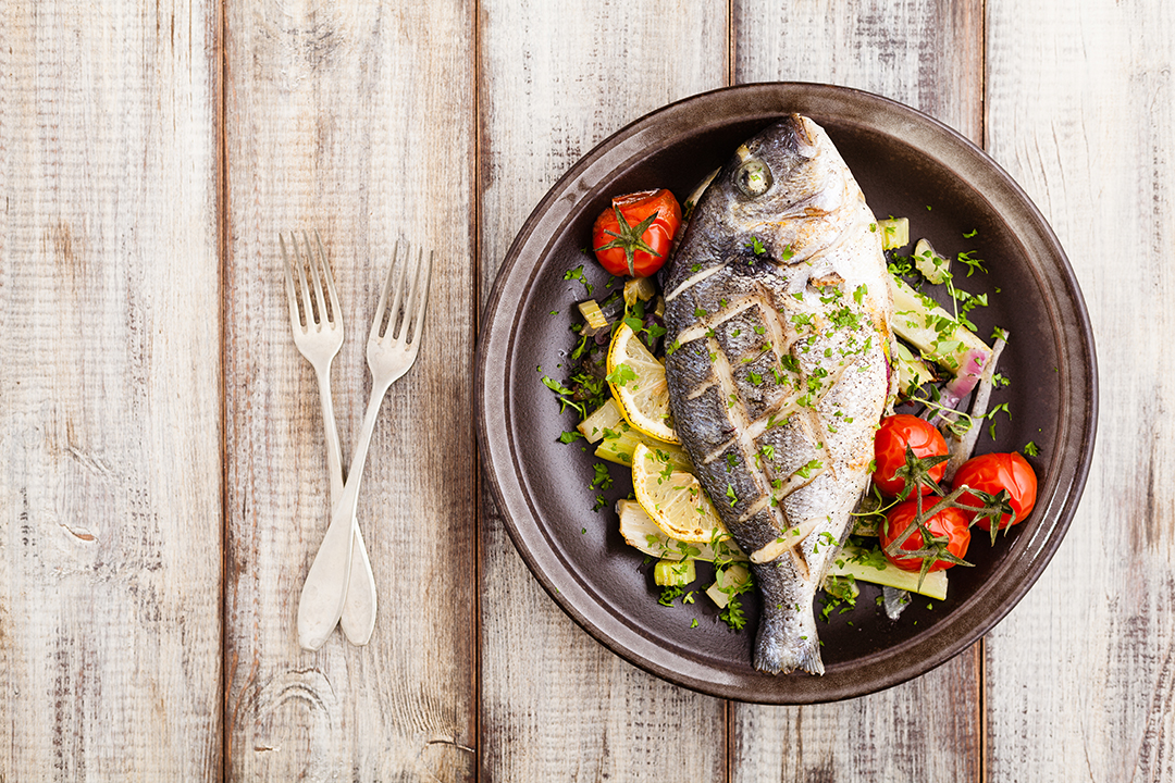 Whole Barbequed Bream / Royal Dorade / Gilt Head Bream with ...